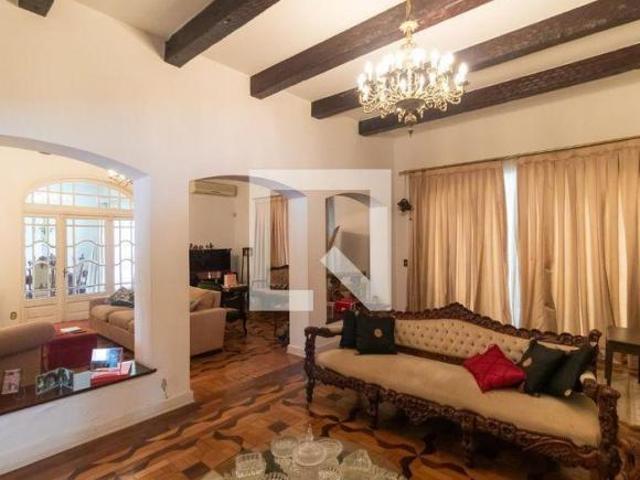Casa à Venda Jardim Paulista, 3 Quartos, 800 m² São Paulo