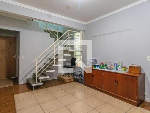 Casa à Venda Jardim Paulista, 3 Quartos, 179 m2