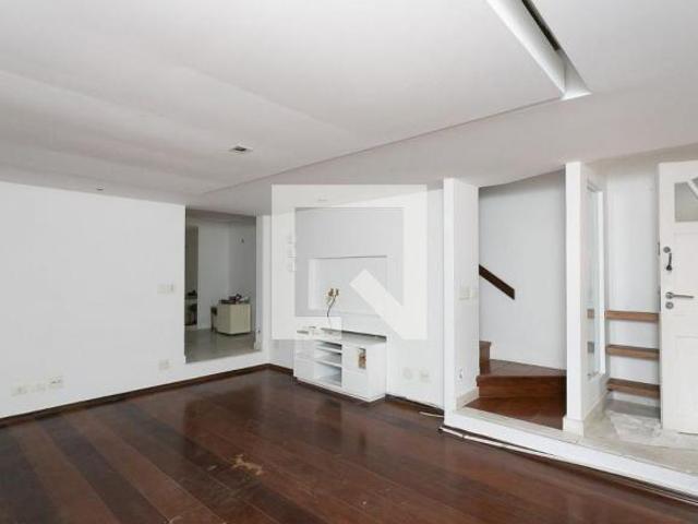 Casa à Venda Jardim Paulista, 3 Quartos, 180 m2