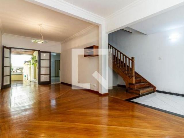 Casa à Venda Jardim Paulista, 3 Quartos, 235 m2
