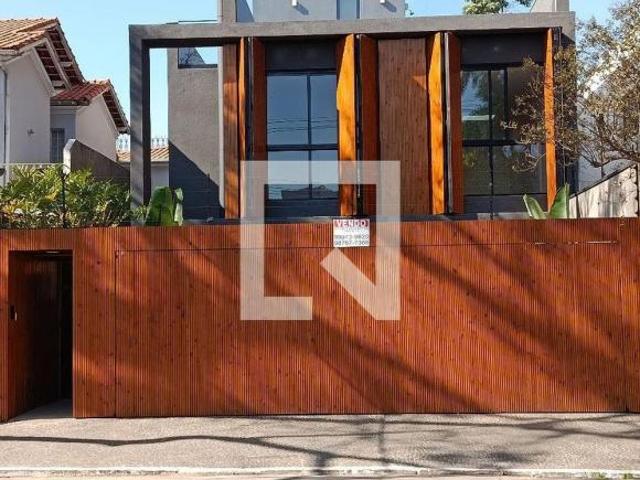 Casa à Venda Jardim Paulista, 3 Quartos, 262 m2