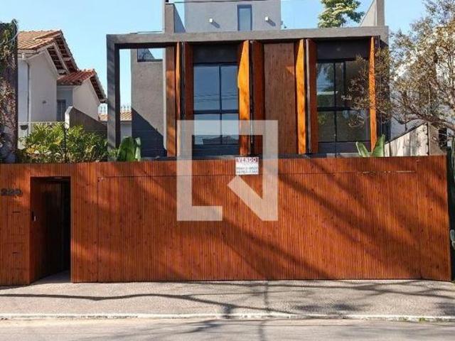 Casa à Venda Jardim Paulista, 3 Quartos, 262 m² São Paulo