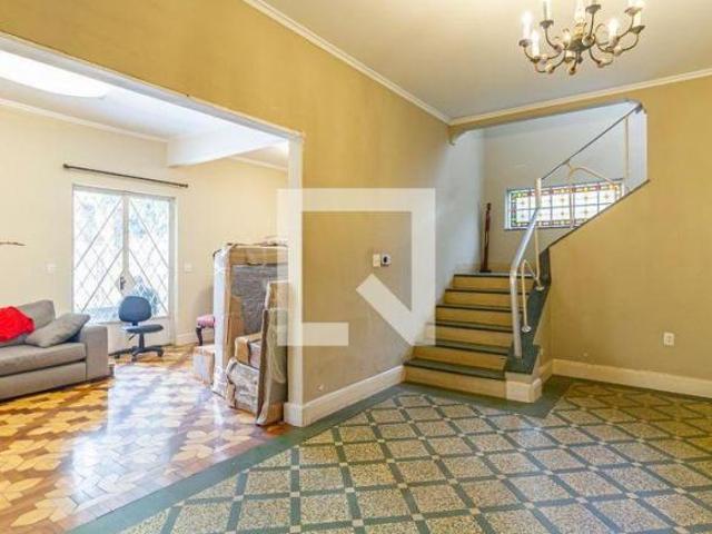 Casa à Venda Jardim Paulista, 3 Quartos, 360 m² São Paulo