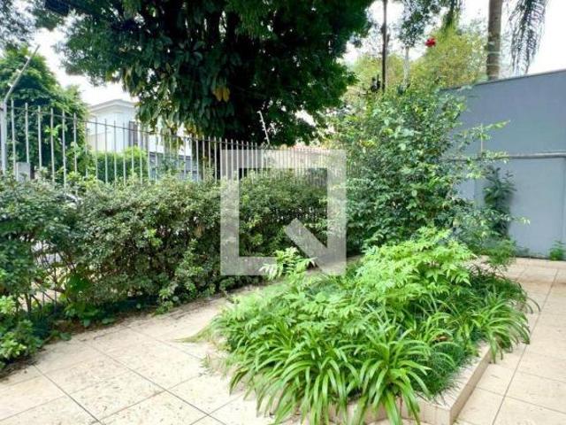 Casa à Venda Jardim Paulista, 4 Quartos, 220 m2