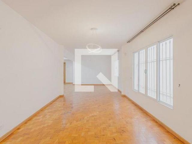 Casa à Venda Jardim Paulista, 4 Quartos, 300 m² São Paulo