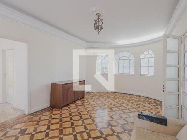 Casa à Venda Jardim Paulista, 5 Quartos, 380 m² São Paulo
