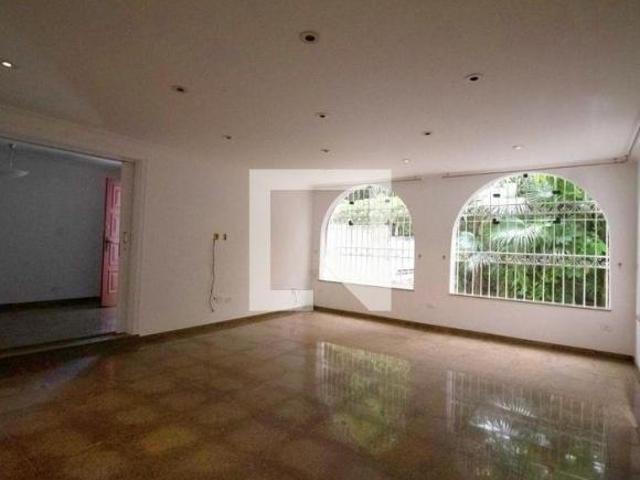 Casa à Venda Jardim Paulista, 7 Quartos, 440 m² São Paulo