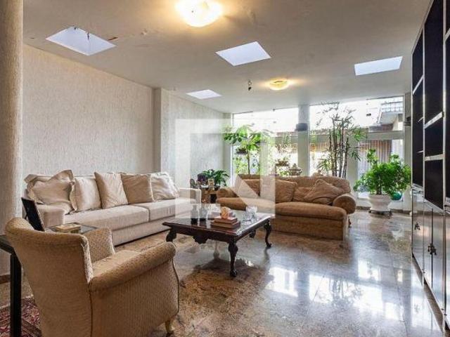 Casa à Venda Jardim Paulistano, 4 Quartos, 400 m2