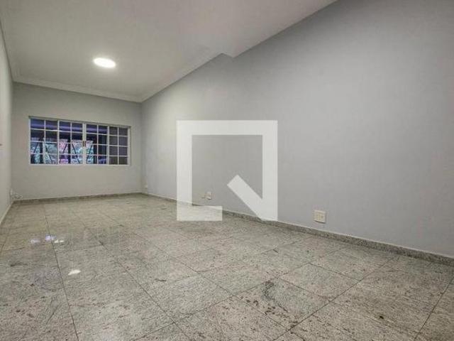 Casa à Venda Jardim Paulistano, 5 Quartos, 240 m² São Paulo