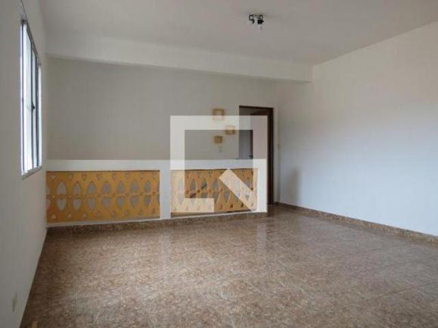 Casa à Venda Jardim Peri, 3 Quartos, 160 m2