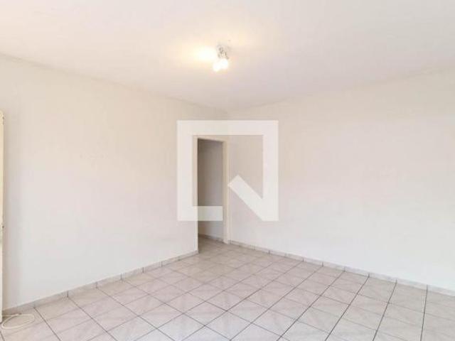 Casa à Venda Jardim Peri, 2 Quartos, 110 m2
