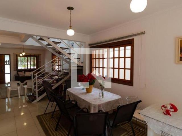 Casa à Venda Jardim Planalto, 3 Quartos, 180 m2