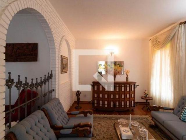 Casa à Venda Jardim Planalto, 4 Quartos, 400 m2