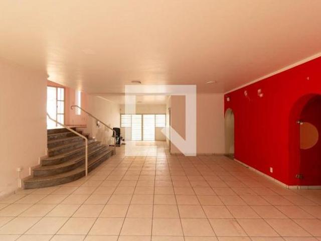 Casa à Venda Jardim Planalto, 4 Quartos, 295 m2