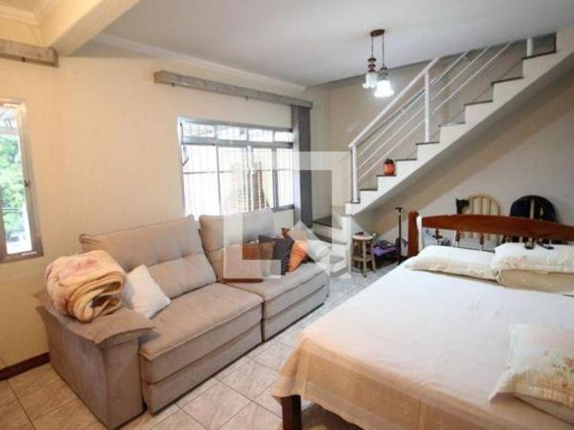 Casa à Venda Jardim Roberto, 3 Quartos, 111 m² Osasco