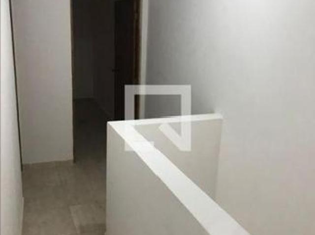 Casa à Venda Jardim Roberto, 1 Quarto, 160 m² Osasco