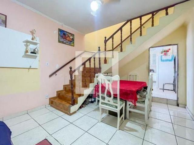 Casa à Venda Jardim Roberto, 4 Quartos, 250 m² Osasco