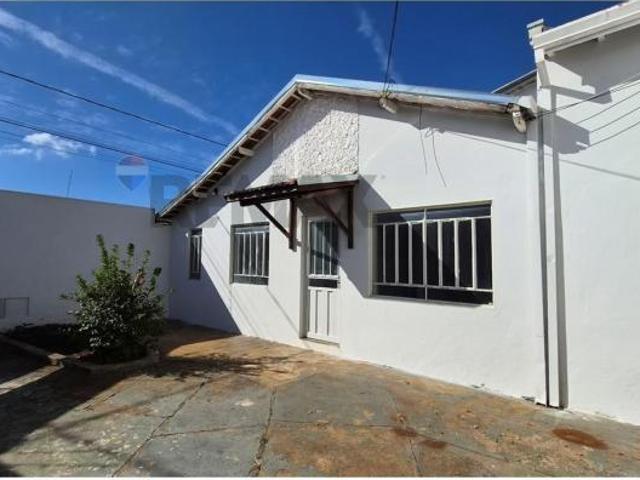 Casa à Venda Jardim Roselândia Franca/SP m2 3 Dormitórios sendo 1 suíte