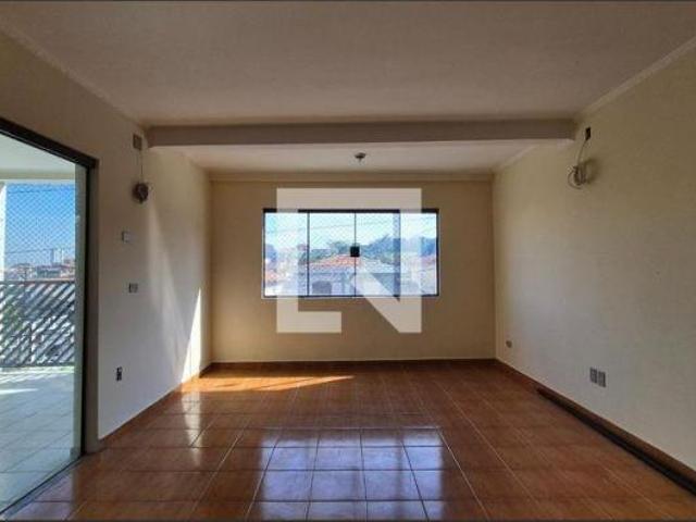 Casa à Venda Jardim Stella, 3 Quartos, 304 m² Santo André