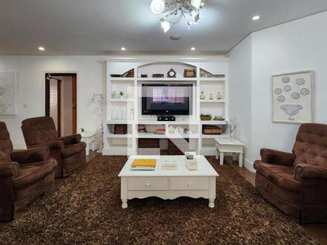 Casa à Venda Jardim São Caetano, 3 Quartos, 400 m2