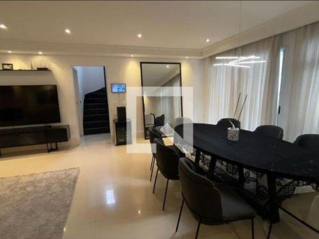 Casa à Venda Jardim São Caetano, 3 Quartos, 220 m2
