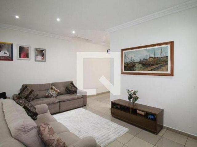 Casa à Venda Jardim São Caetano, 3 Quartos, 262 m² São Caetano do Sul