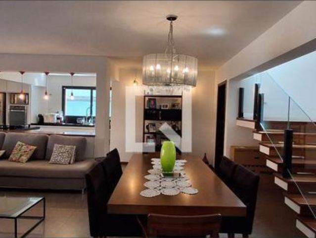 Casa à Venda Jardim São Caetano, 3 Quartos, 330 m2