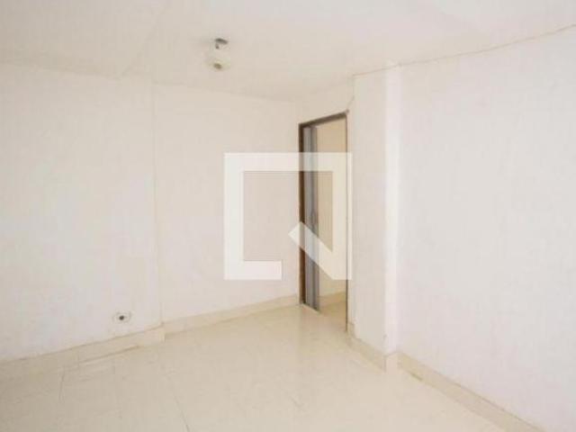 Casa à Venda Jardim Sao Luis, 1 Quarto, 250 m² São Paulo