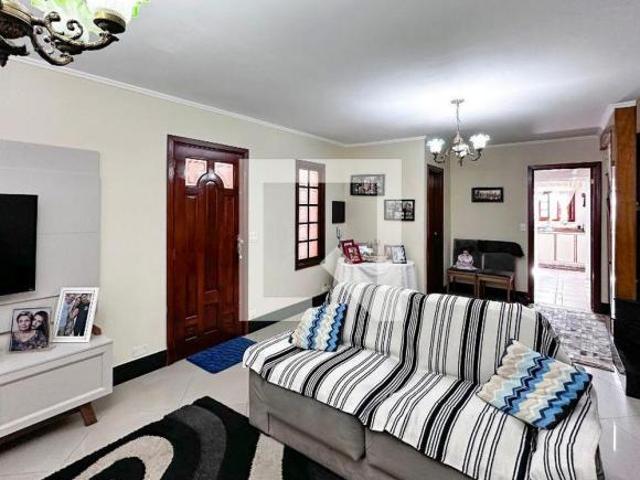 Casa à Venda Jardim Sao Luis, 3 Quartos, 137 m2