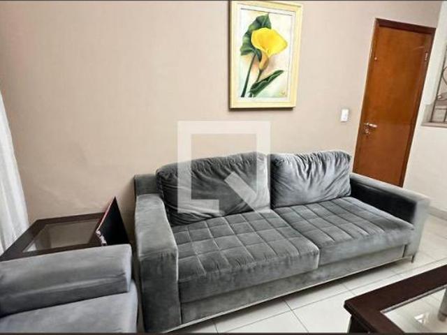 Casa à Venda Jardim Sao Luis, 3 Quartos, 200 m² São Paulo