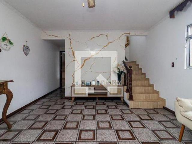 Casa à Venda Jardim Sao Luis, 3 Quartos, 210 m² São Paulo