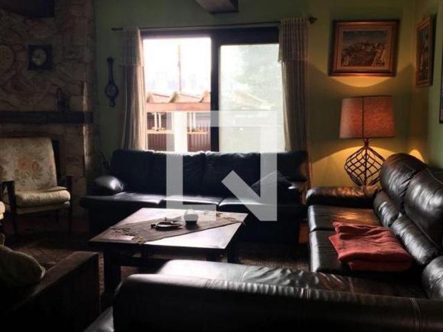 Casa à Venda Jardim Sao Luis, 5 Quartos, 235 m2