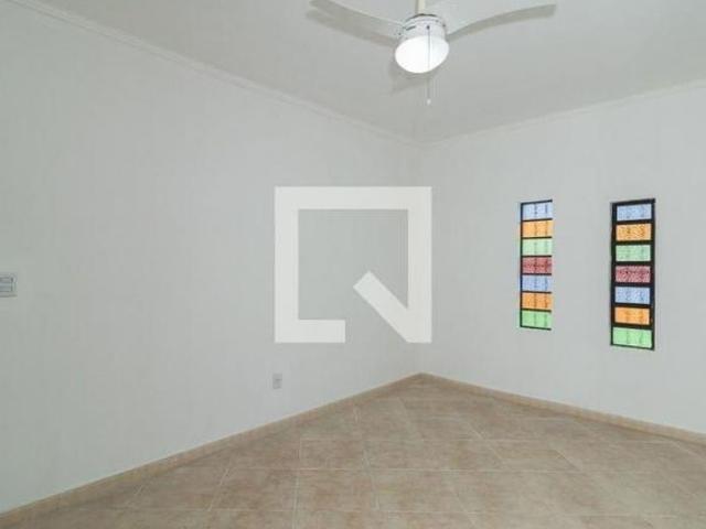 Casa à Venda Jardim Salso, 5 Quartos, 220 m² Porto Alegre