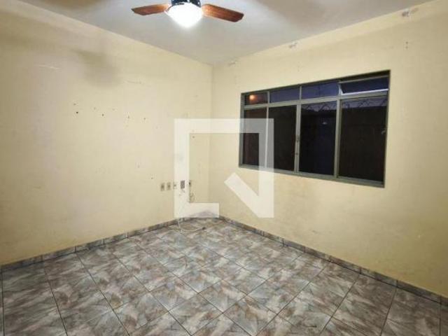 Casa à Venda Jardim Samambaia, 2 Quartos, 300 m² Campinas