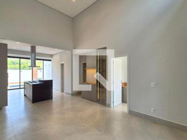 Casa à Venda Jardim Samambaia, 3 Quartos, 300 m2