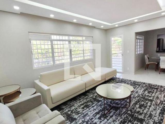 Casa à Venda Jardim Samambaia, 3 Quartos, 350 m² Campinas