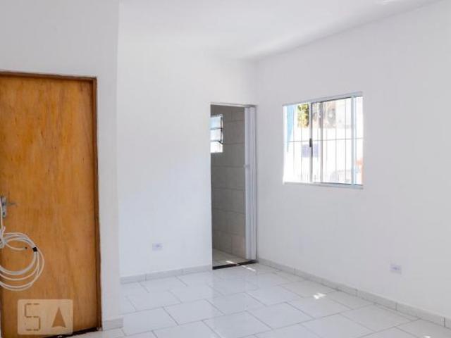 Casa à Venda Jardim Santa Emília, 7 Quartos, 190 m² São Paulo