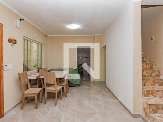 Casa à Venda Jardim Santa Emília, 3 Quartos, 200 m² São Paulo