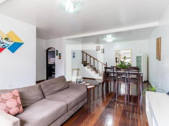 Casa à Venda Jardim Santa Helena, 4 Quartos, 320 m² São Paulo