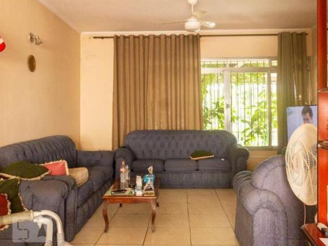 Casa à Venda Jardim Santa Helena, 5 Quartos, 230 m2