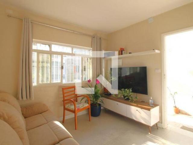 Casa à Venda Jardim Santa Helena, 2 Quartos, 100 m2