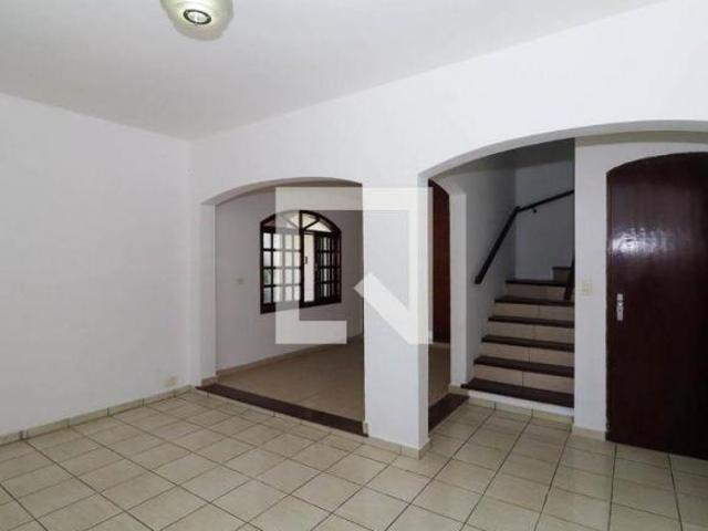 Casa à Venda Jardim Santa Rosa, 4 Quartos, 279 m² Taboão da Serra