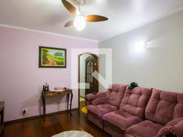 Casa à Venda Jardim Santo Alberto, 3 Quartos, 200 m2