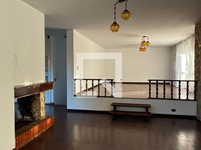 Casa à Venda Jardim Social, 3 Quartos, 308 m² Curitiba