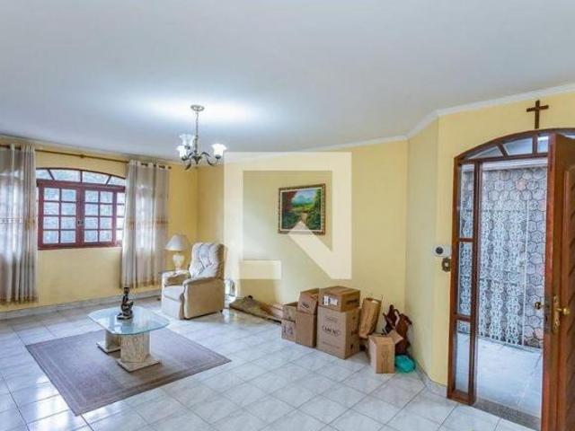 Casa à Venda Jardim Vivan, 3 Quartos, 184 m² São Paulo