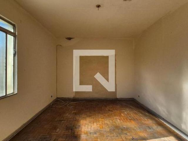 Casa à Venda Jardim, 2 Quartos, 500 m2