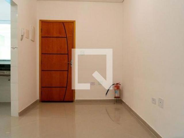 Casa à Venda Jardim, 2 Quartos, 120 m2