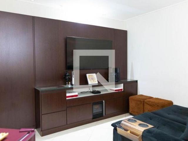 Casa à Venda Jardim, 2 Quartos, 132 m2