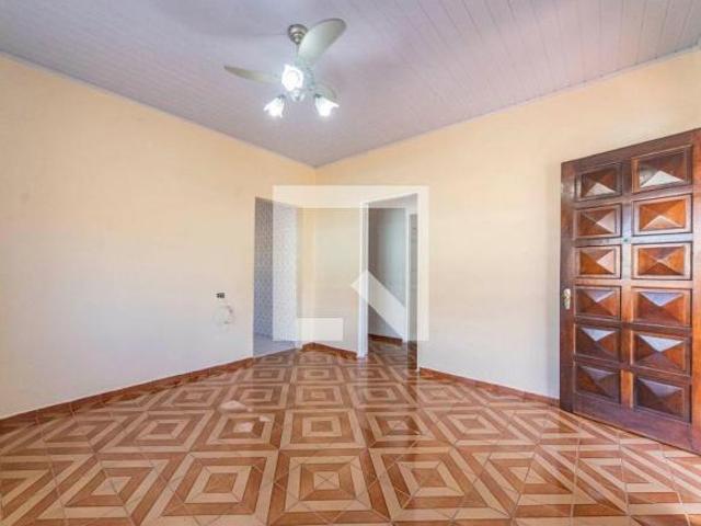 Casa à Venda Jardim, 2 Quartos, 163 m2