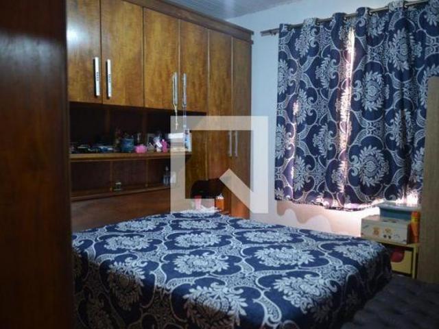 Casa à Venda Jardim, 2 Quartos, 350 m2
